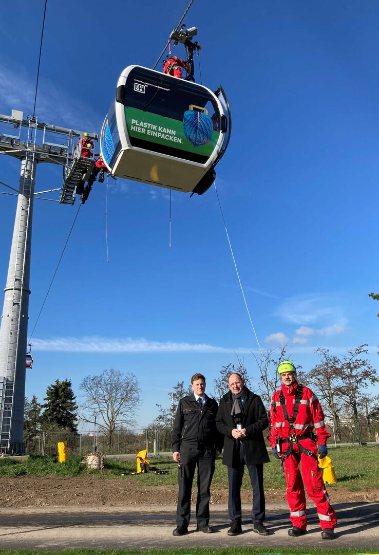 Übung der Höhenretter an der BUGA-Seilbahn | Mannheim.de